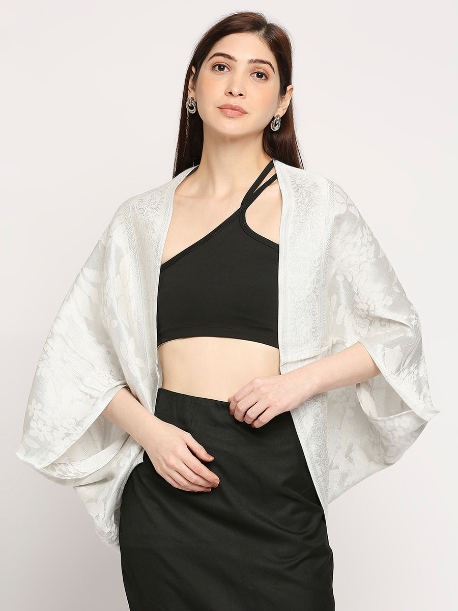 Brocade Floral Patterned White & Silver Shrug – Cloth Haus